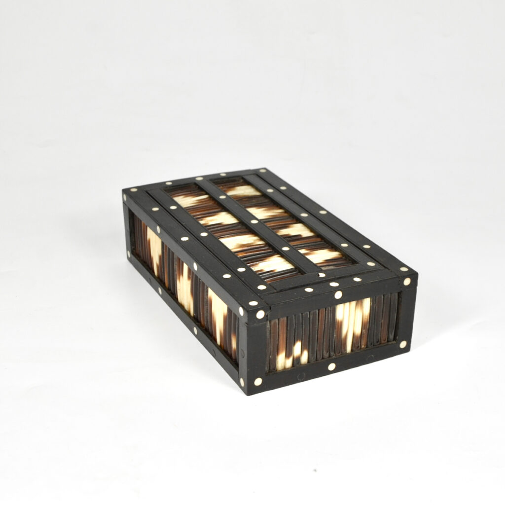 Antique Ceylonese porcupine quill box - Divine Style French Antiques