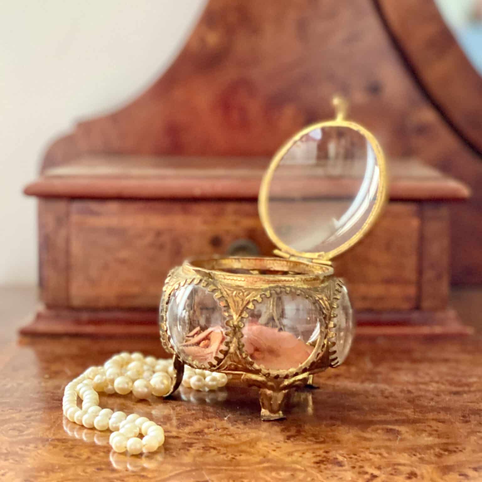 Antique Napoleon III glass jewel box with cut glass sides | Divine ...